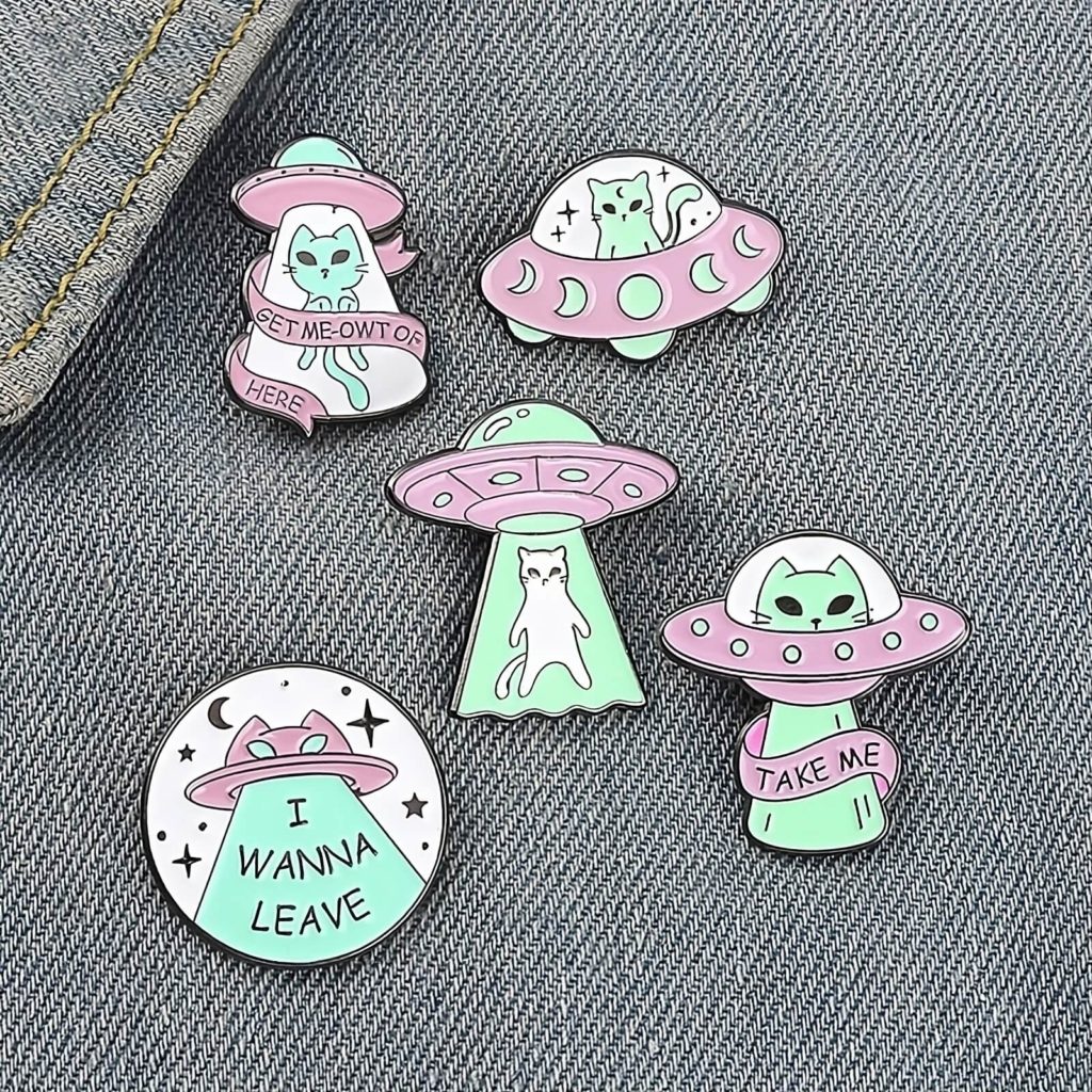 Alien Cat Pins ⋆ Stellar Skeleton 💀
